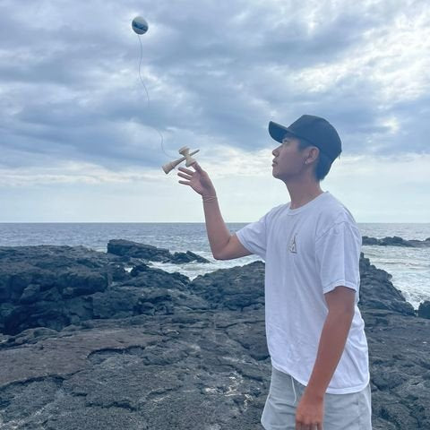 Bryson Lee – SUPERNOVA